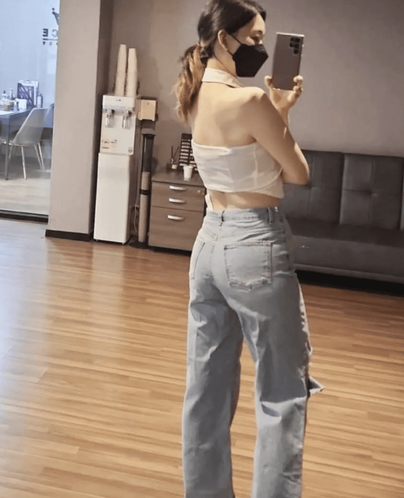 Top 100 Asian Trending Workout Girl in Instagram – Top100X